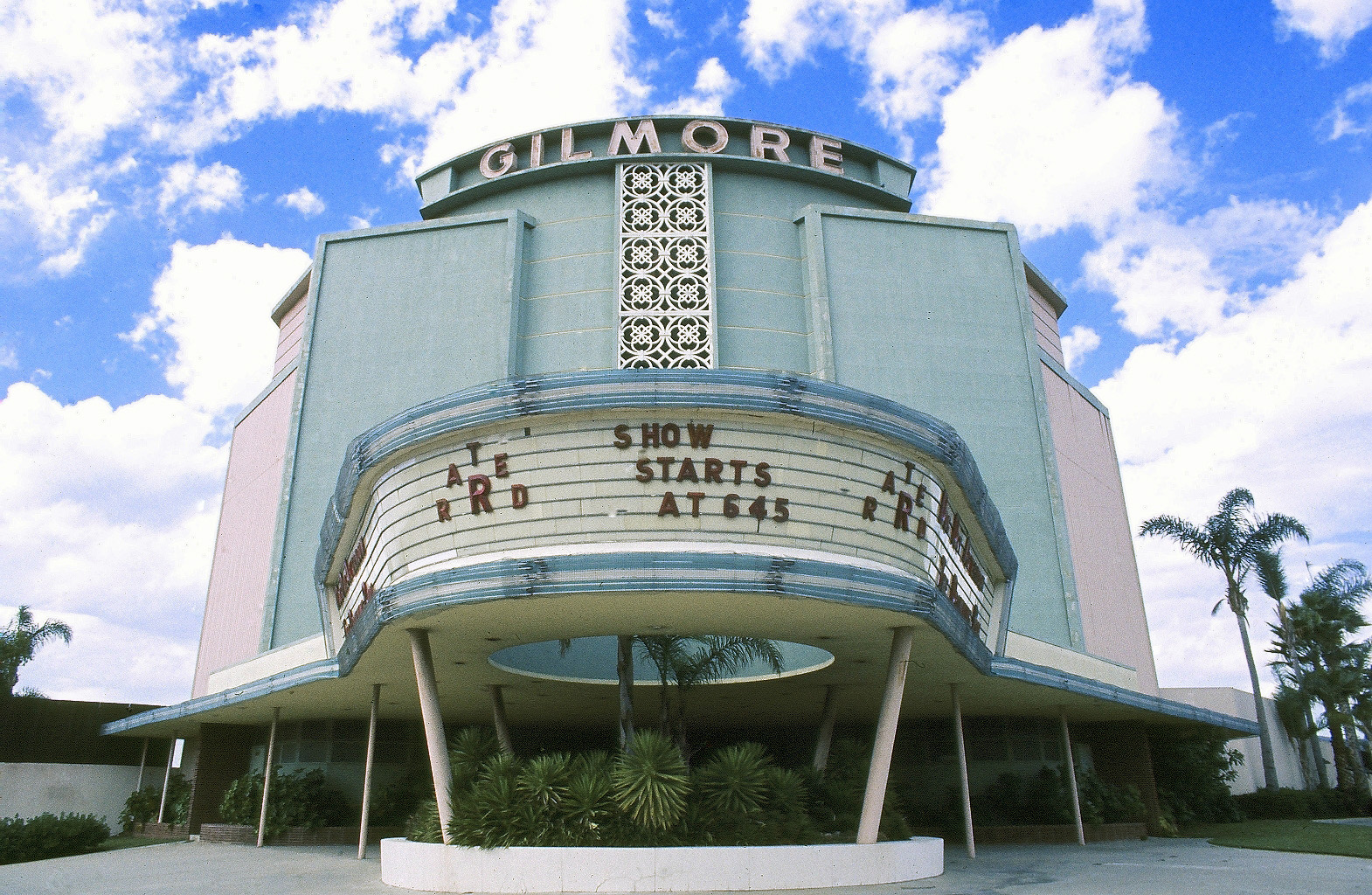 Drive-In Theaters - Cultural Daily