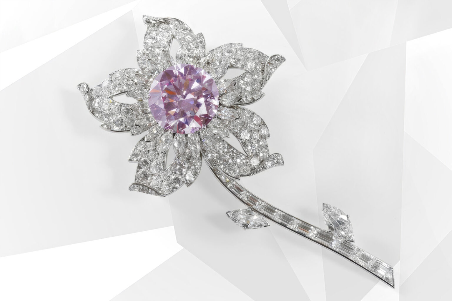 7 Most Famous Brooches Through History - Cultural Daily